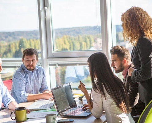 Vuelio: PR & Comms Software - Media Database, Monitoring and Distribution